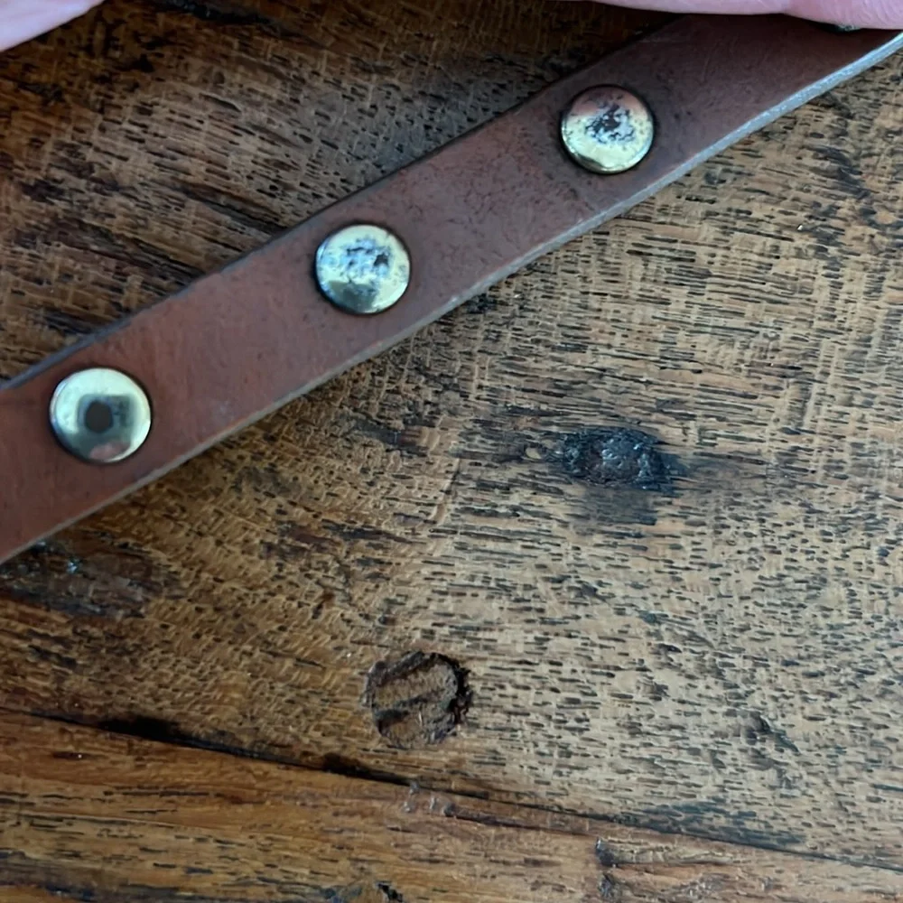 Tory Burch | Jewelry | Tory Burch Brown Leather W Gold Logo Hardware ...